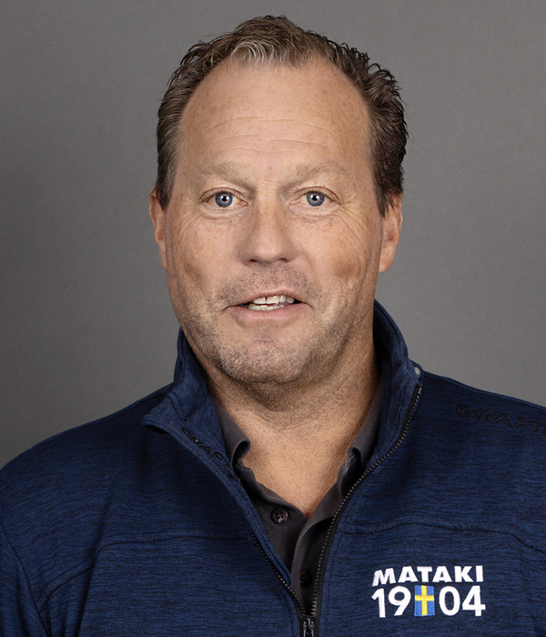 Våra taktekniker - Teknisk support för låglutande tak - Mataki